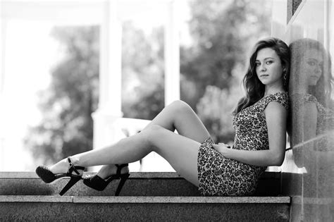 Wallpaper Monochrome High Heels Legs Women Outdoors Sitting