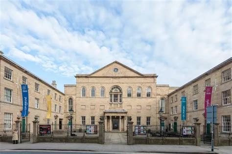 Huddersfields Lawrence Batley Theatre Celebrates 30th Anniversary