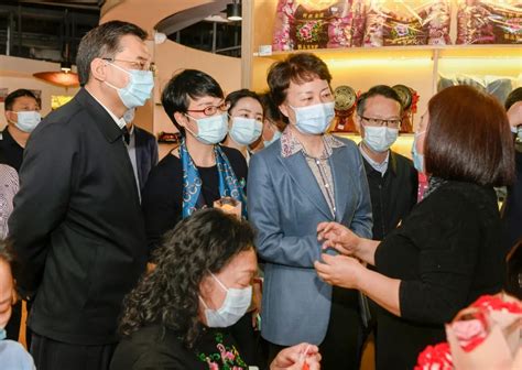 省妇联党组书记、主席佟桂莉来义调研澎湃号·政务澎湃新闻 The Paper