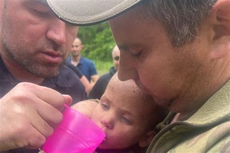 Hallan Viva Cuatro Días Después A Una Niña Ucraniana De Dos Años