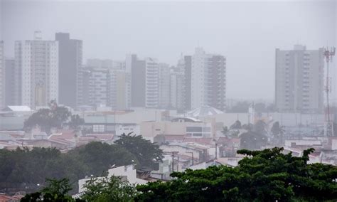 Defesa Civil Monitora Riscos Em Residências Em Bairros De Aracaju O