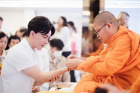 Bangkok Post Famous Monk Denies Connection With The Icon Group