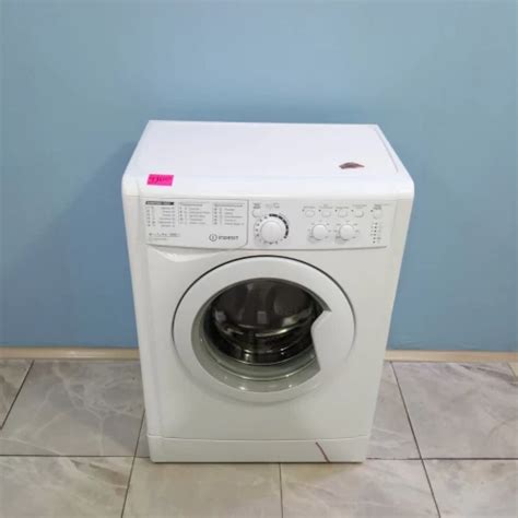 Indesit WISL 82 - Узкие стиральные машины