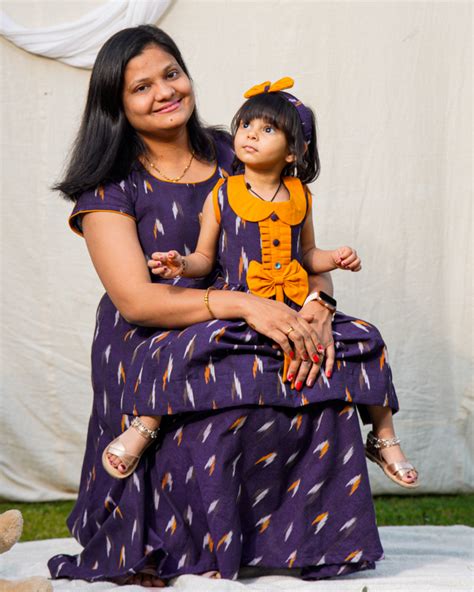 Mother Daughter Twinning Dresses