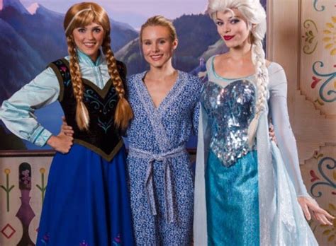 Kristen Bell Visits Anna And Elsa At Disney World Disney Diary