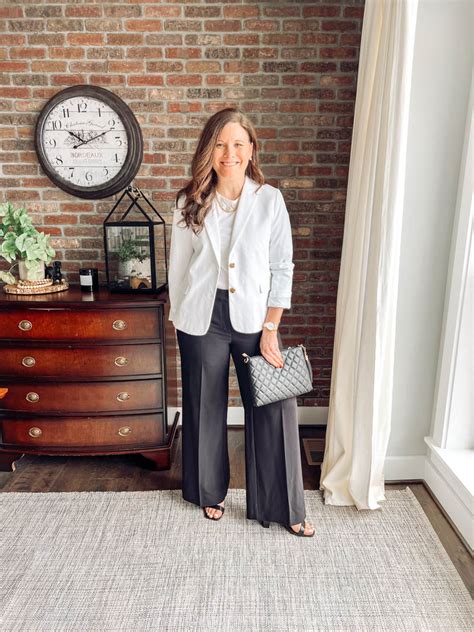 15 Outfits Stylish Ways To Wear A White Blazer Be So You