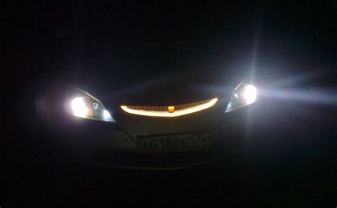 Светодиодная полоска в решетку радиатора — Toyota Will VS, 1,8 л, 2001 ...