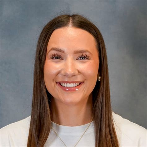 Ashley Ledwiths Instagram Twitter And Facebook On Idcrawl