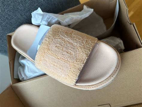 Ugg Sandaler Finn Torget