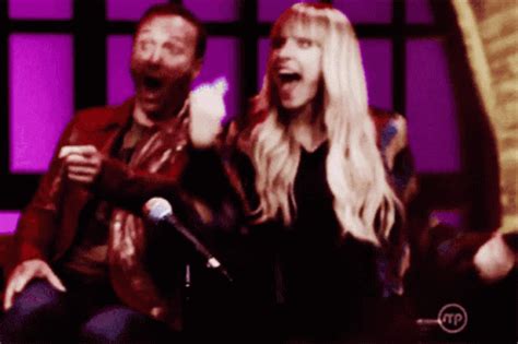 Marie Mai Marie Mai News Gif Marie Mai Marie Mai News Middle Finger Discover Share Gifs