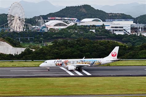 アマレット飛行機写真 撮影三昧南紀白浜空港SHMの翼