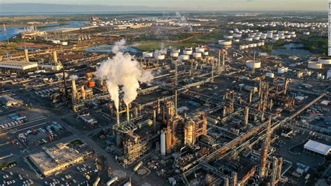 Us Oil Prices Are At Their Lowest Level In Nearly A Year Gas Is Down 6