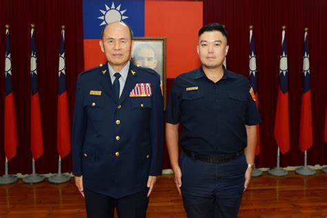 臺南市政府警察局 【週報授階🎉恭喜陞職同仁】 🔰臺南市政府警察局第一分局 東寧派出所警務員兼所長胡宜智 Facebook