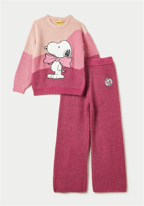 تسوقوا طقم كنزة بزخارف وبنطلون للبنات أونلاين سنتربوينت السعودية