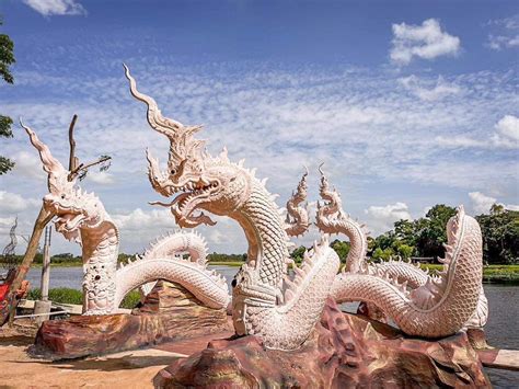 ตามรอยนาคราช พญานาคที่สร้างขึ้นจากความฝัน วัดสระบานสนวน