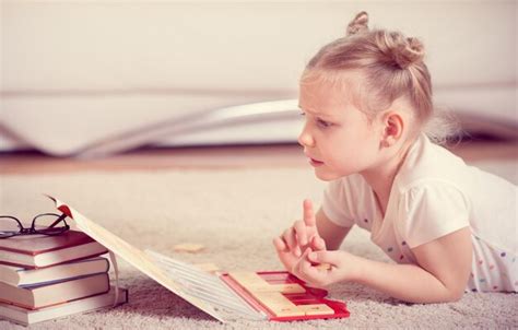 premium photo girl learning at home