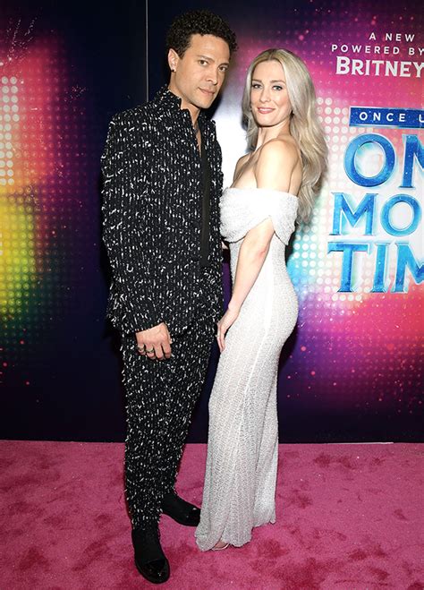 Justin Guarinis Wife All About His Spouse Reina Capodici Hollywood Life