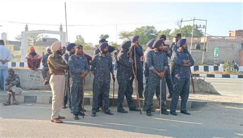 Zira Ethanol Plant Dharna On Tension Mounts As 2000 Cops Deployed