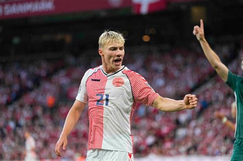 Astonishing Player Manchester United Want To Sign Could Be Worth £