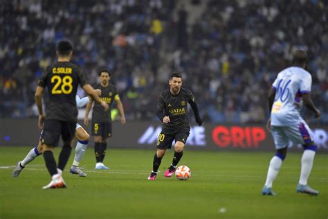 Poza 15 Al Hilal And Al Nassr Vs Psg 4 5 Lionel Messi și Cristiano