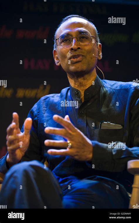 Ramakrishnan hi-res stock photography and images - Alamy