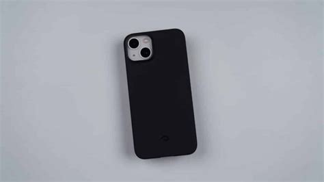 Sleek and light PITAKA MagEZ Case 3 for iPhone 14 series - iGeeksBlog