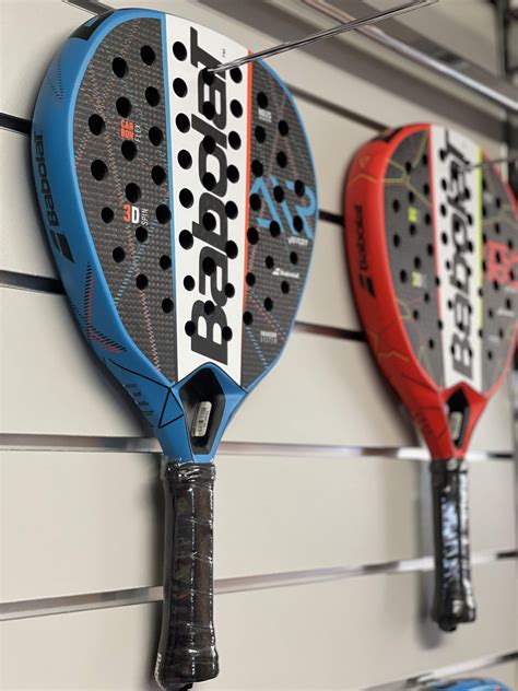 Compact Racket Store