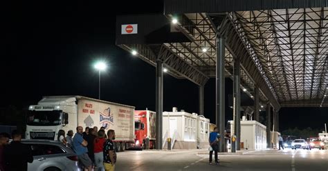 Сербія та Косово досягли домовленості щодо особистих документів громадян