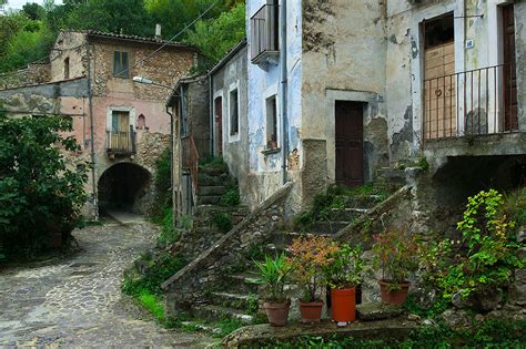 Prezza Abruzzo Itinerari Fotografici Fotografie E Testi Di Paesi