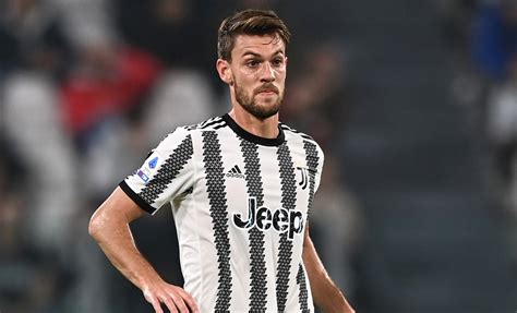 Allenamento Juve Rugani E Altri Quattro Anticipano I Compagni