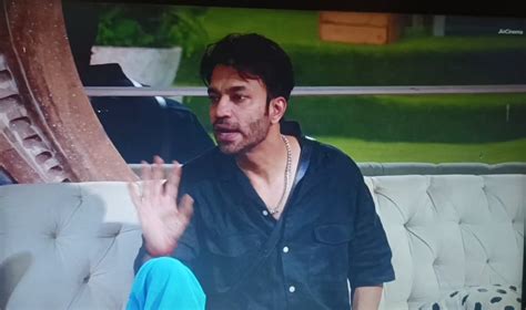 Vicky Bhaiya Itna Bhi Reveal Nahi Karna Tha 🤣 Rbiggboss