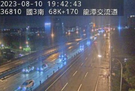 快訊撞成一團！國3龍潭段8車連環車禍 聯結車「折甘蔗」回堵3公里 Yahoo奇摩汽車機車