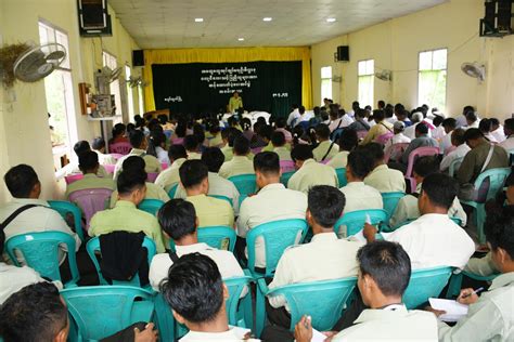 ပျော်ဘွယ်မြို့နယ်တွင် ငလျင်ဘေးသင့်ပြည်သူများအတွက် ဆန်ပေးအပ်ပွဲ ကျင်းပ Information And Public