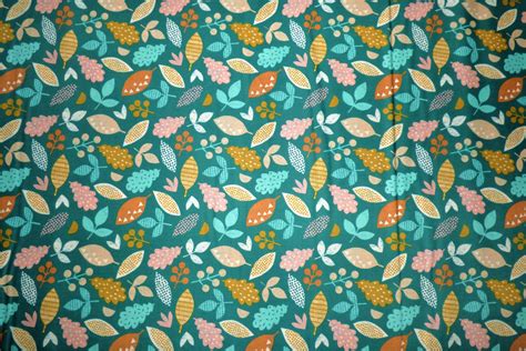 Le Tissu Coton Imprimé Dashwood Feuilles sur Fond Vert
