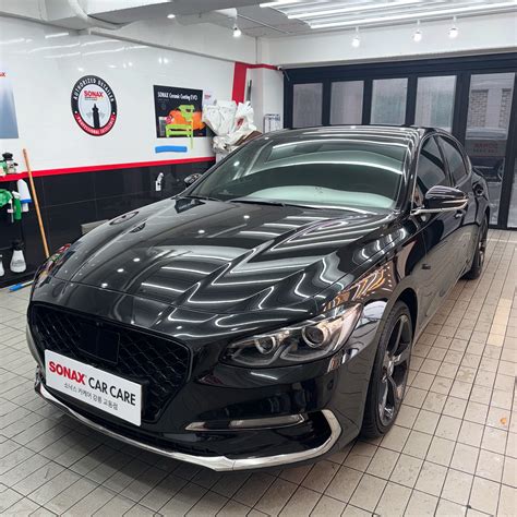 더이스트개러지 안녕하세요😁 소낙스 강릉교동점 입니다 테슬라 모델 Y 스페셜 케어 세차 및 석회물 오염 클리닝 진행하였습니다 호텔 주차장에 장기 주차되어있는 동안