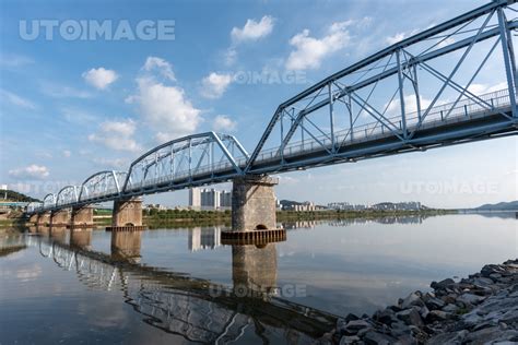 유토이미지 625 전쟁의 상징 낙동강 왜관철교 호국의 다리