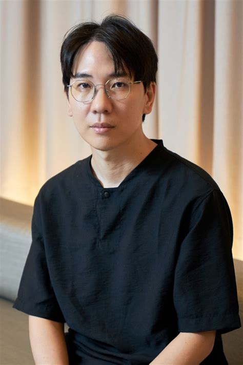 [엔터and피플] 엄태화 감독 콘크리트 유토피아 영혼 갈았다