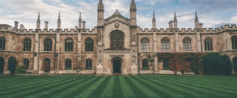 Universities With No Application Fee For International Students