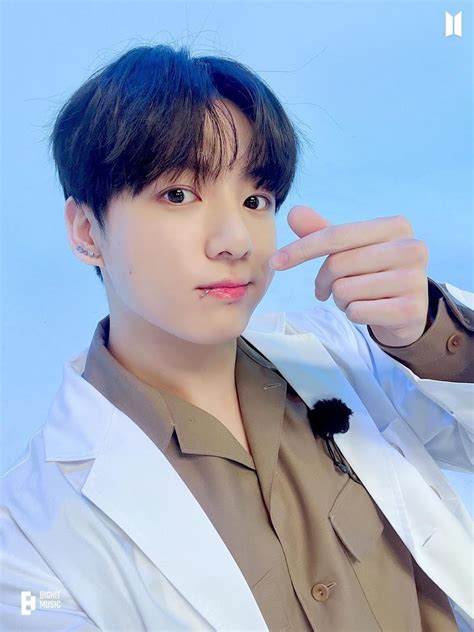 Restaurant Owner Puts To Rest Rumors Of Btss Jungkook Going On A
