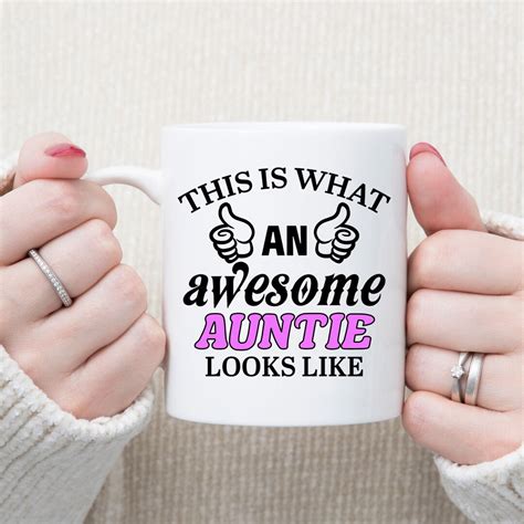 This Is What An Awesome Auntie Looks Like Awesome Auntie Mug Auntie