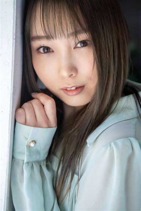 Nao Kiritani 桐谷なお ヘアヌード写真集 BON VOYAGE Set 04
