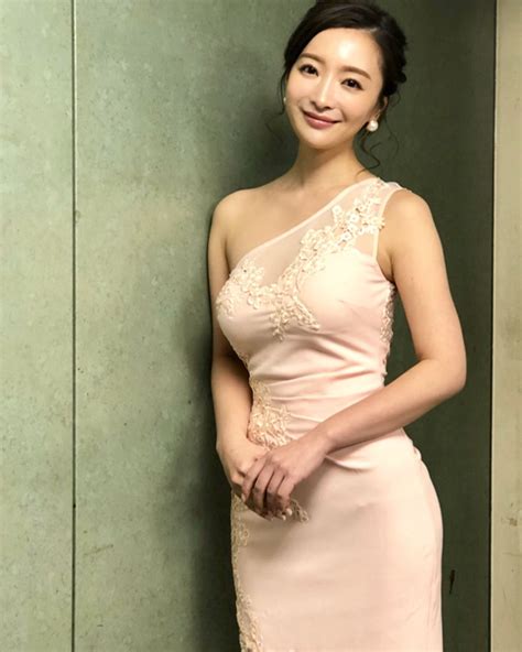 竹内渉 On Instagram “東京ボーイズコレクション 衣装は身体のラインがこれでもかってくらい綺麗にみえる素敵なドレスでした👗💓