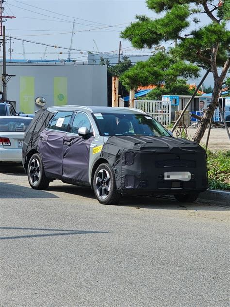 쏘렌토 페이스리프트 위장막 스파이샷
