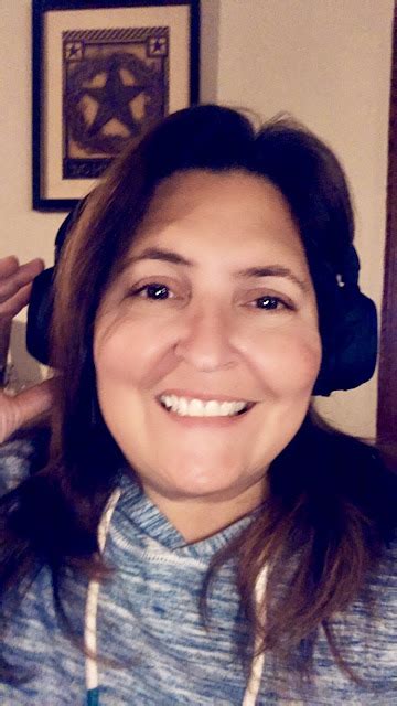 Bluetooth Wireless Rechargeable Headphones Make A Great Gift