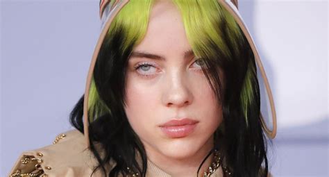 Billie Eilish Dejó De Lado El Verde Y Ahora Luce Una Cabellera
