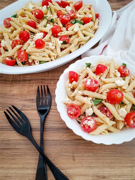 The Easiest Tomato Feta Pasta Salad Recipe
