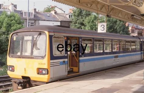 35mm Slide Dmu Class 143 143609 Newport £2 75 Picclick Uk