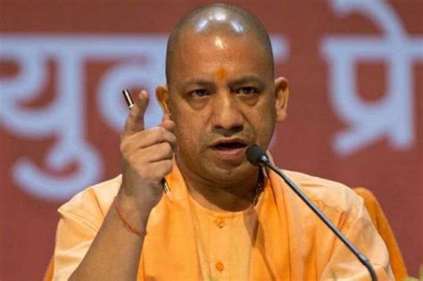 Yogi Adityanath Ne Bhagwaa Lok Seva Ke Liye Dhaaran Kiyaa Hai Up Cm