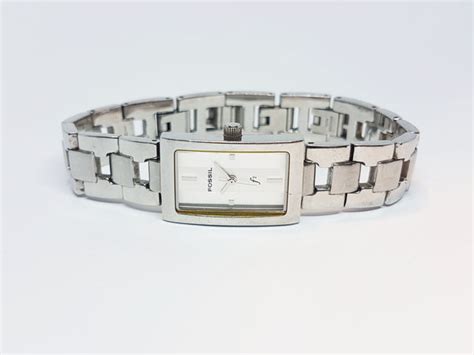 Stainless Steel Fossil Quartz Watch Fossil Ladies Watch Silver Tone