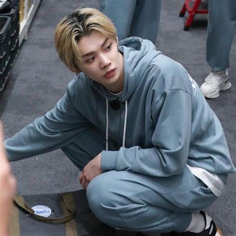 Pin By Bunny On ෆ Yeonjun ෆ Choi Daniel Txt Athletic Jacket